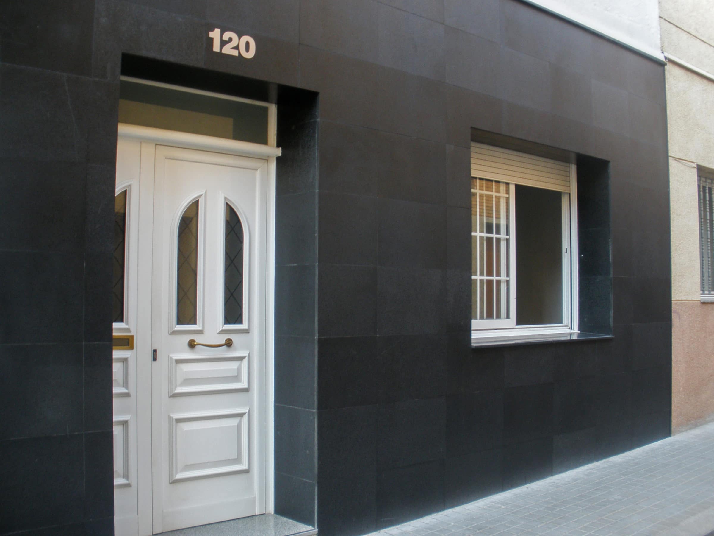 Polytrol | Colour restorer for faded surfaces | Owatrol Ireland